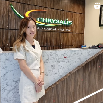Robot Massage: AI Alice-7 at Chrysalis Spa